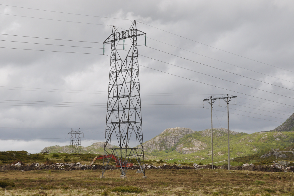 Kraftledning: Lysebotn – Tronsholen