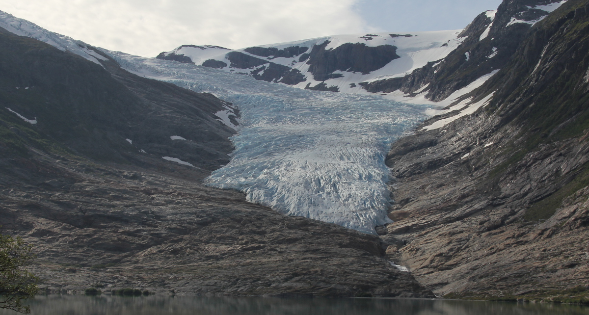 Subglacial conditions of Engabreen - NVE